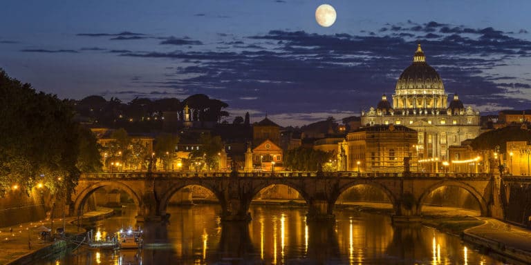 Der Tiber in Rom – Brücken, spannende Fakten, Flusskreuzfahrten